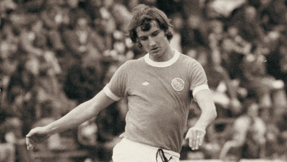 Join Mickey Walsh In Hospitality This Weekend | Blackpool Football Club