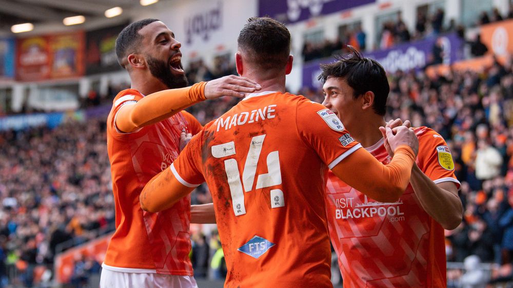 Seasiders Open Up 2022/23 Season At Home To Reading | Blackpool ...