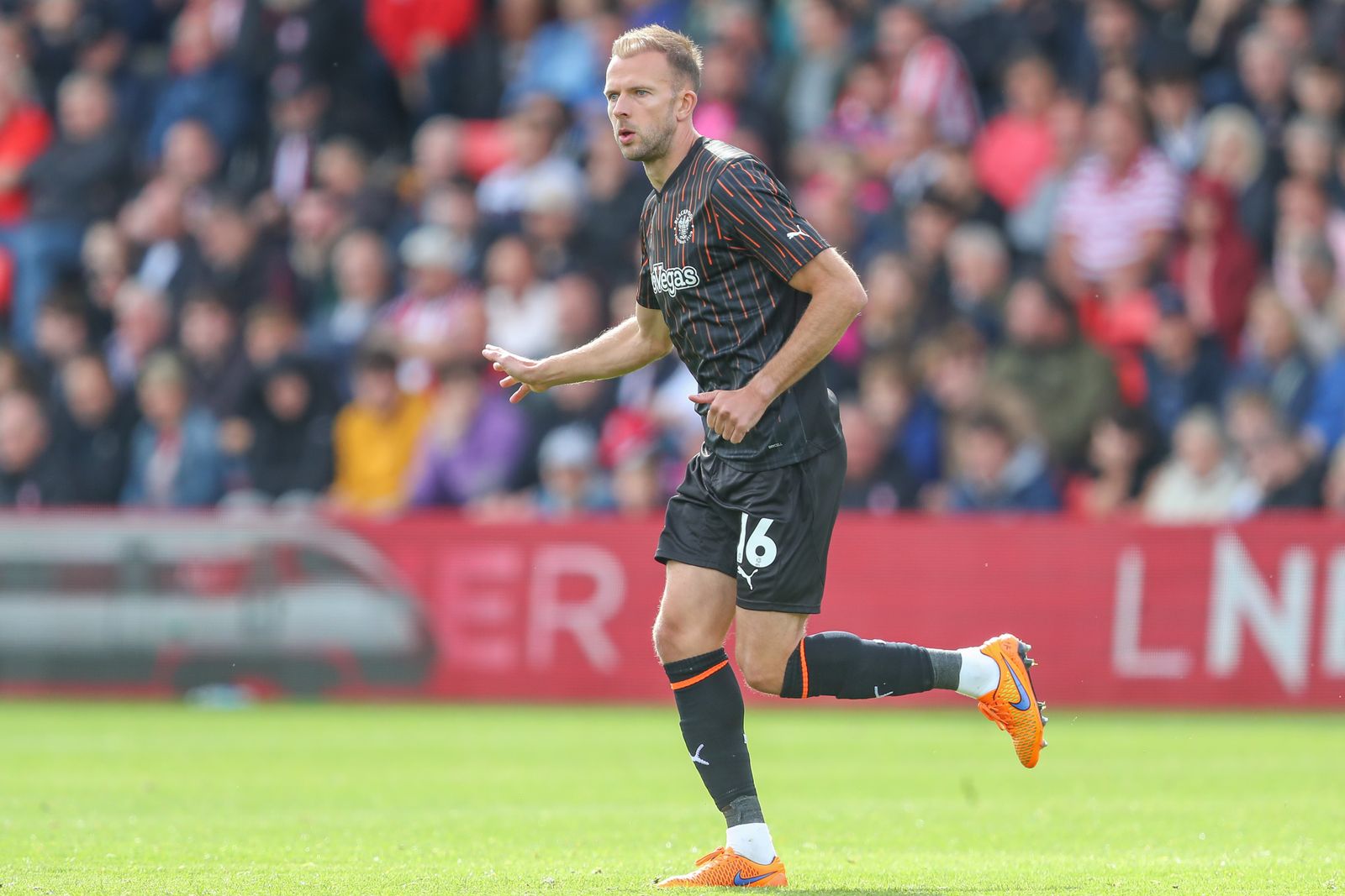 Jordan Rhodes | Blackpool Football Club
